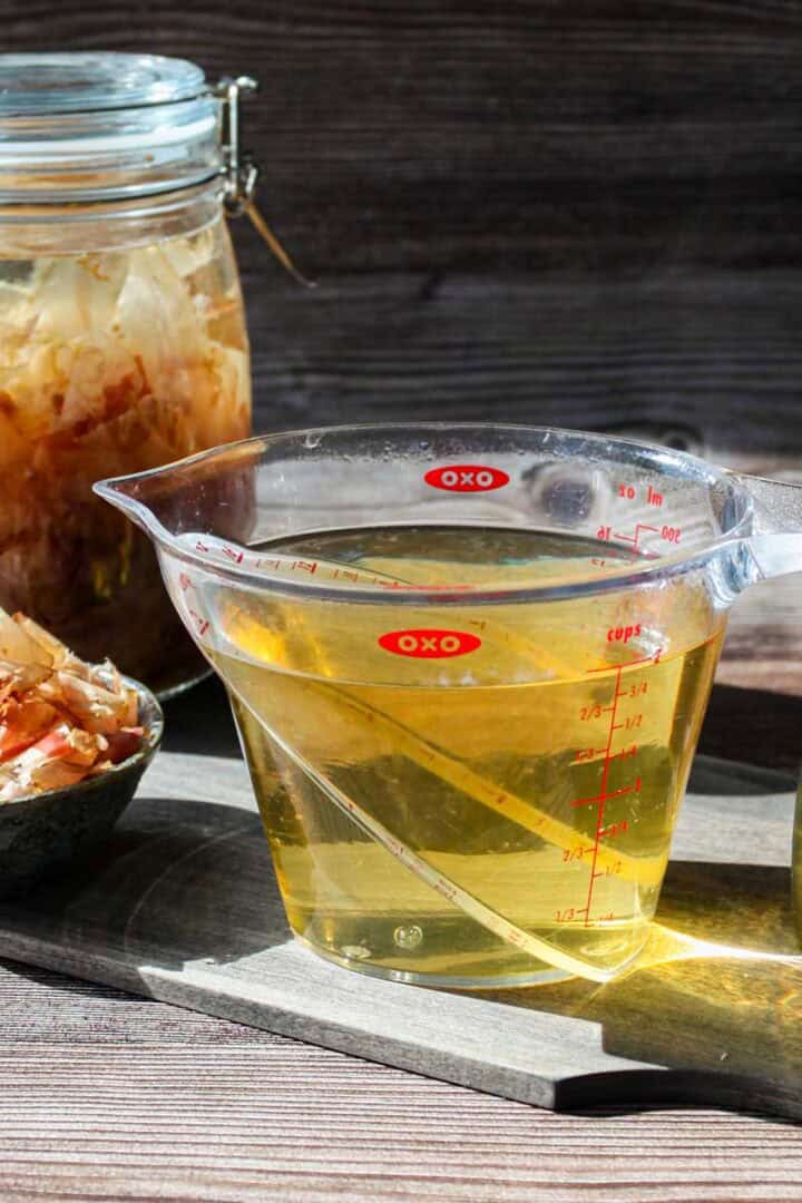 Awase Dashi (Japanese Soup Stock with Kombu & Bonito Flakes) | Give Me ...