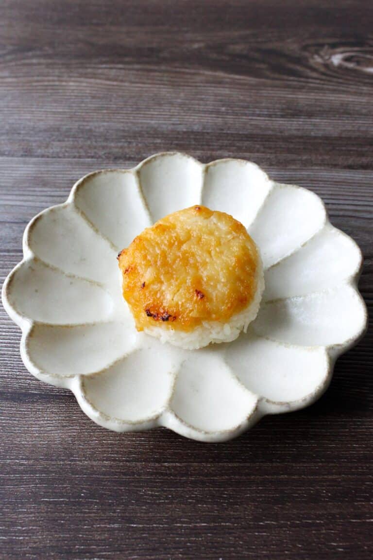 Miso Yaki Onigiri (Crispy Grilled Rice Ball) | Give Me Umami